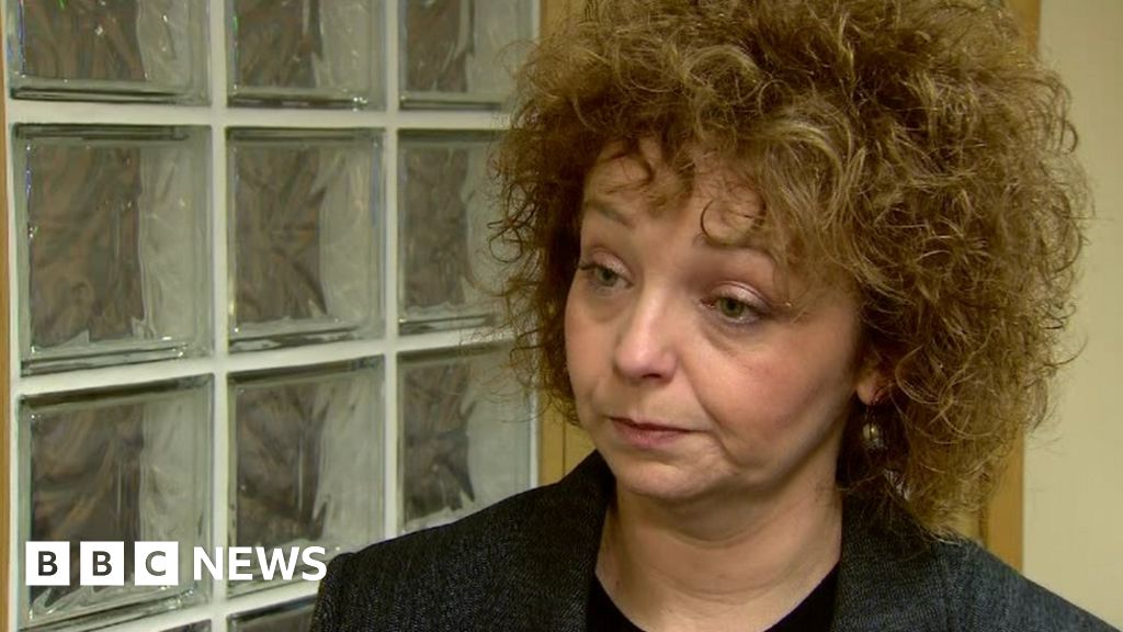 Líofa: Irish language fluency campaign surpasses 2015 target - BBC News