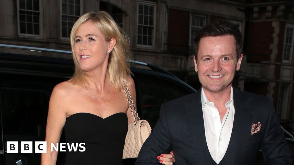 Declan Donnelly and wife welcome birth of second child - BBC News