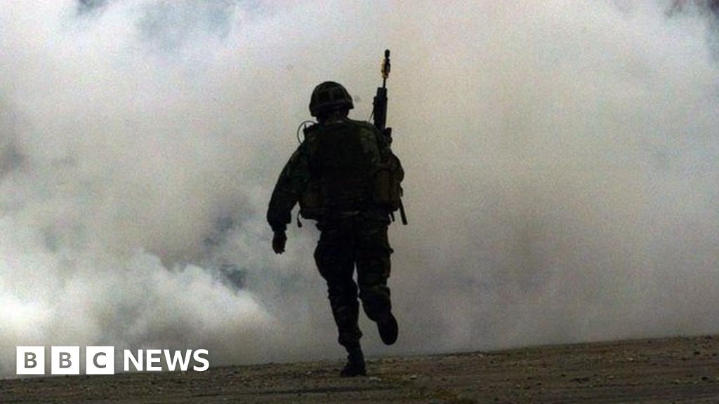 RAF pair die in Afghan helicopter crash - BBC News