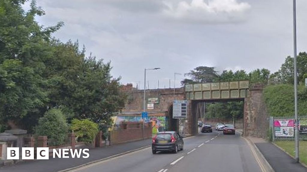 Exeter hit-and-run crash woman dies in hospital - BBC News