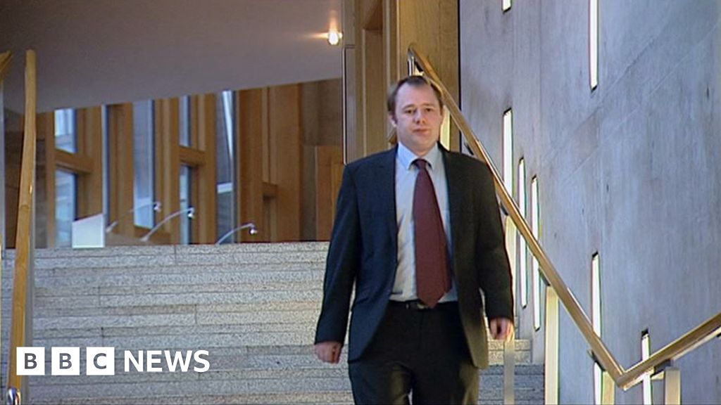 An early farewell to Richard Baker - BBC News