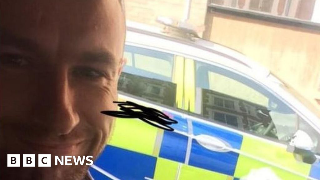 Andrew Fox: Facebook fugitive urged to hand self in