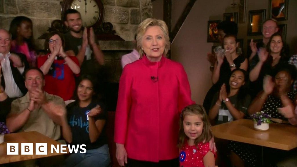 Hillary nominated for president... - BBC News