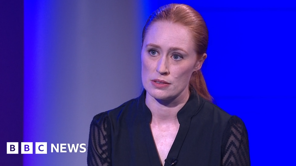 Coronation: Met refers itself to police watchdog over royal fan arrest ...