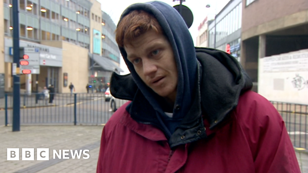 Life on the streets of Birmingham is 'scary and cold' - BBC News