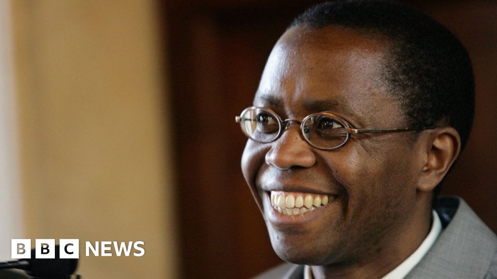 Rwandan FDLR rebel leaders sentenced in Germany - BBC News