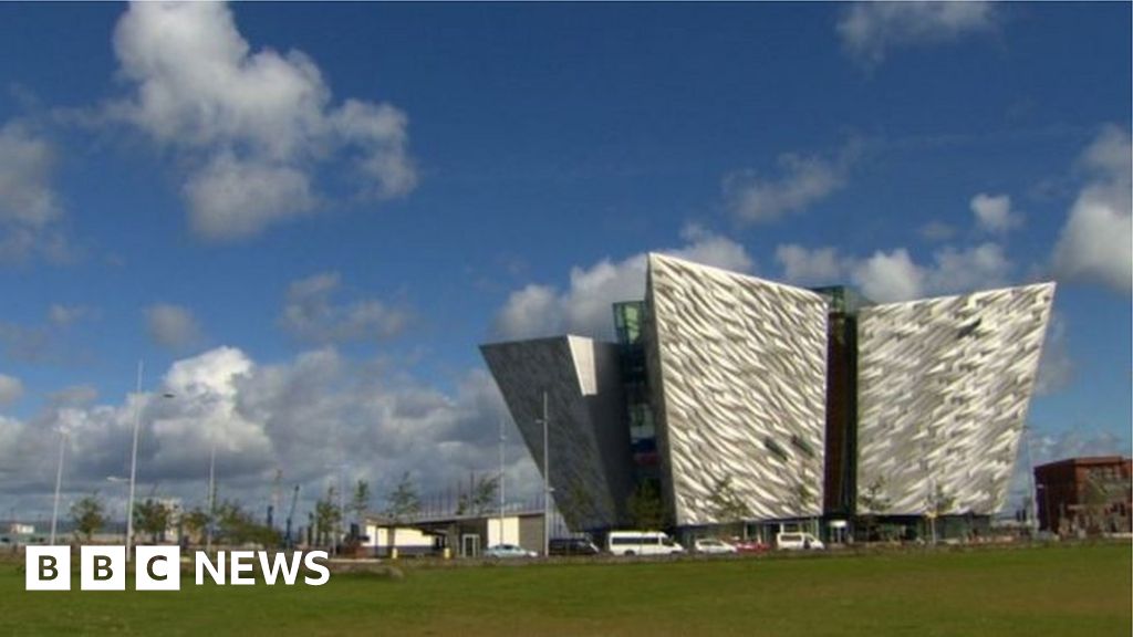 Belfast, Derry and Strabane in 2023 capital of culture bid - BBC News