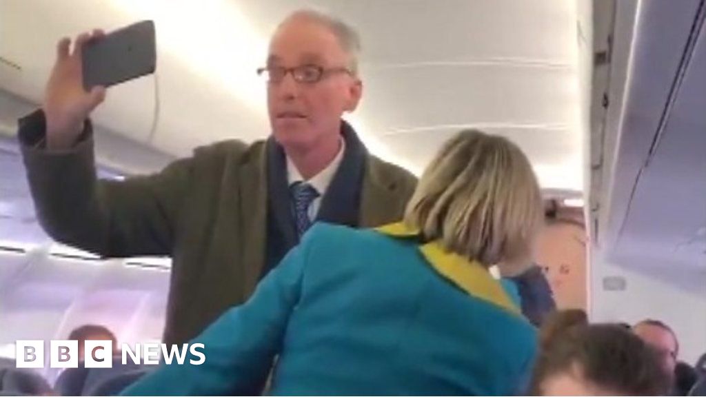 Extinction Rebellion protester delays flight