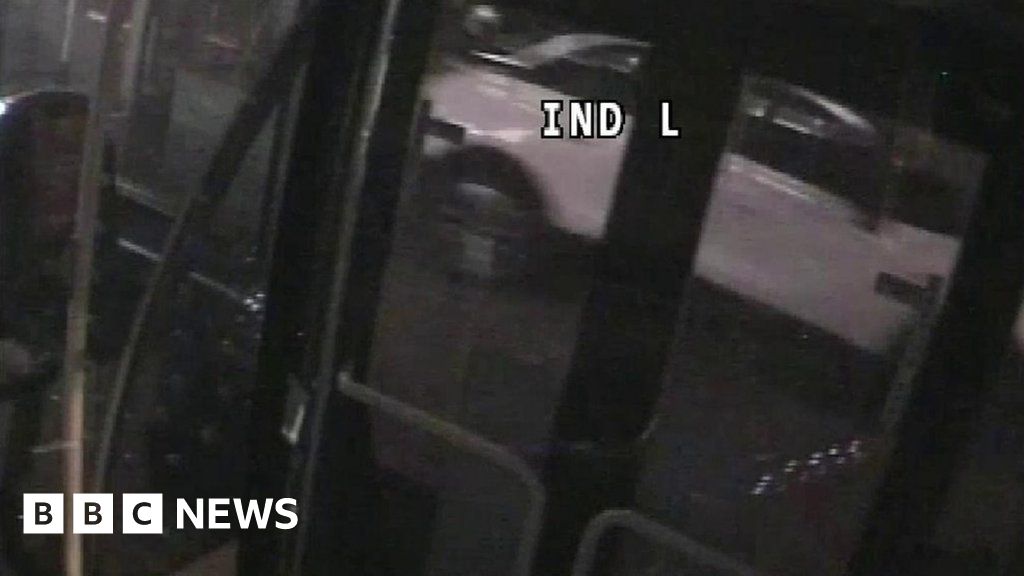 Sarah Everard murder: CCTV shows her with Wayne Couzens