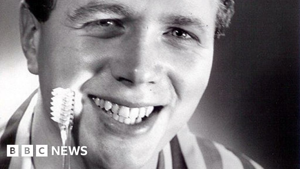 The man behind Britain's first ever TV advert - BBC News