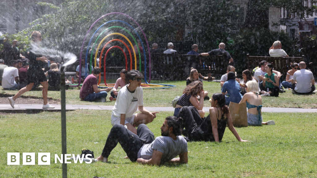 UK weather: Hottest day of the year as temperatures to rise further