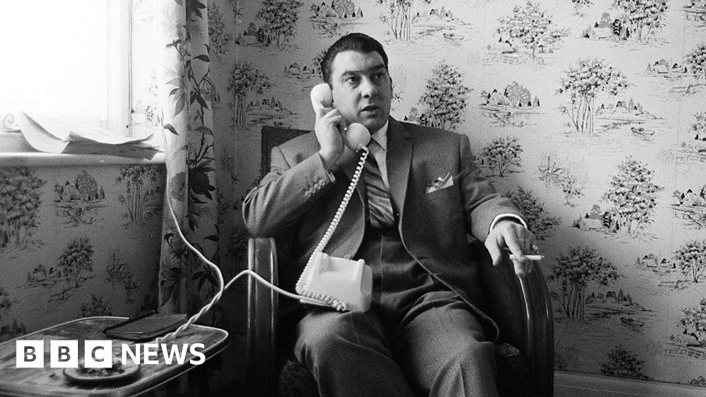Lost Kray twin interview reveals 'life of misery'