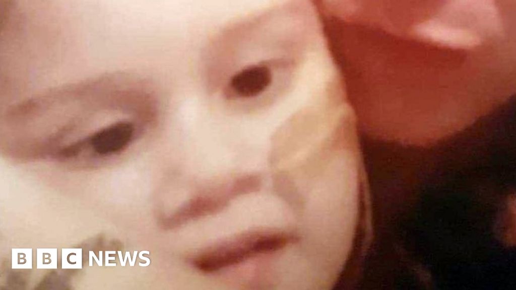 Brain-damaged Pippa Knight 'should be allowed to die', judge rules ...