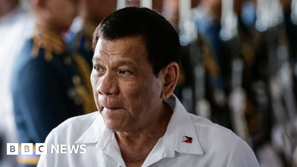 Rodrigo Duterte: Philippines president says he killed someone as teenager