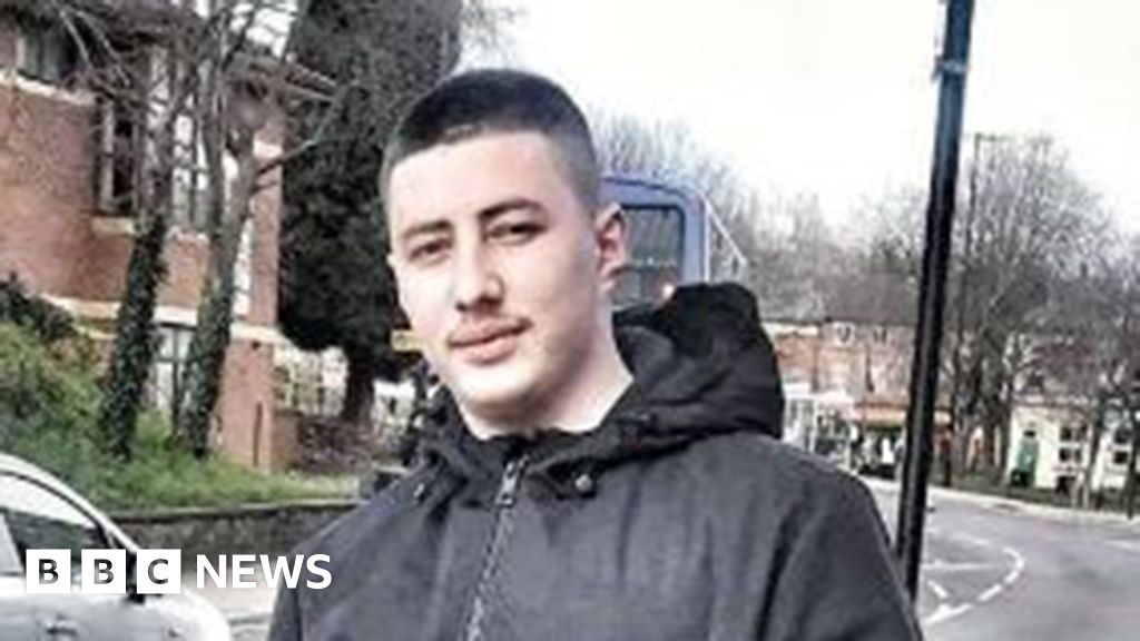 Sheffield murder suspect arrested in Nottinghamshire police stop