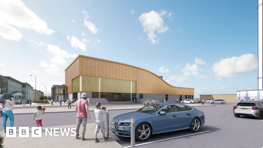 Rhyl water park plans approved to replace Sun Centre - BBC News