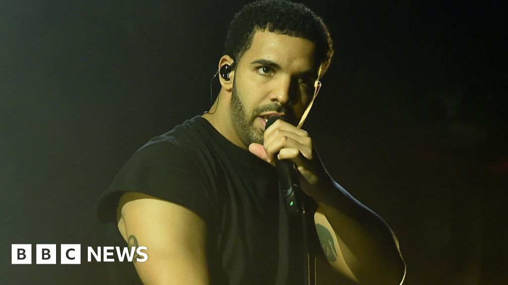 Music News LIVE: Drake open letter after police shooting - BBC News