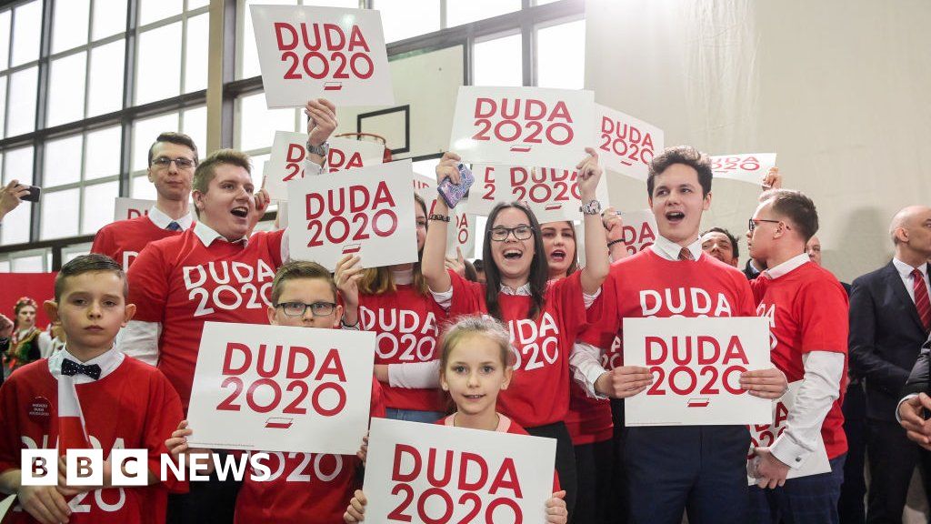 Poland plans May election despite pandemic - BBC News