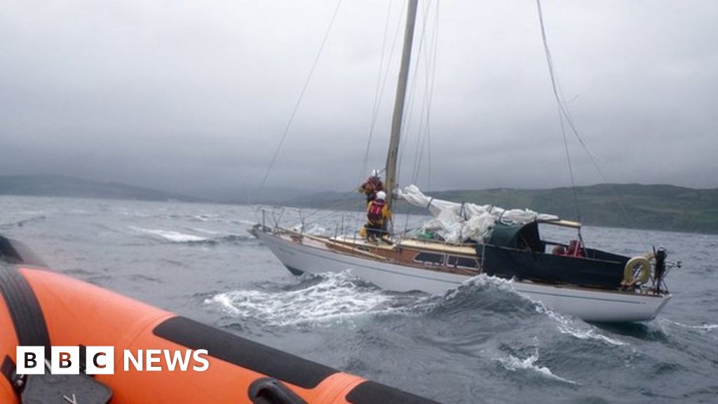 Yacht rescued off County Antrim coast - BBC News