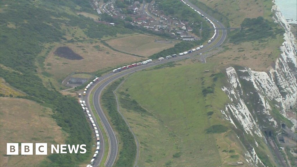 Dover traffic: Aerials show scale of queues leading up to port - BBC News