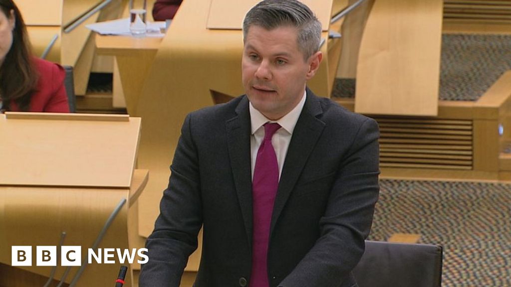 Minister Derek Mackay: '99% of tax payers will see no rise' - BBC News