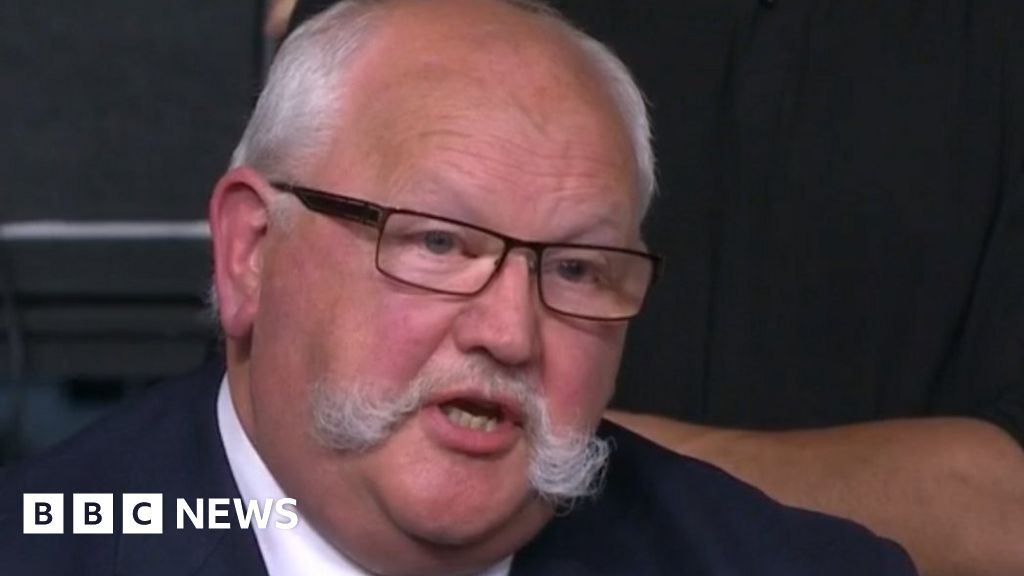 Question Time audience steals the show - BBC News