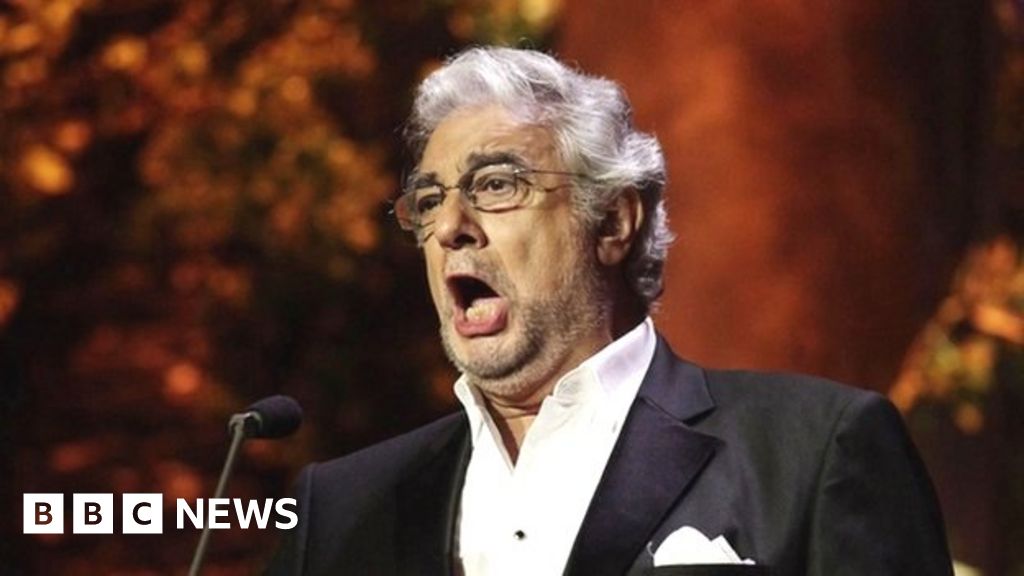 How do singers protect their voices? - BBC News