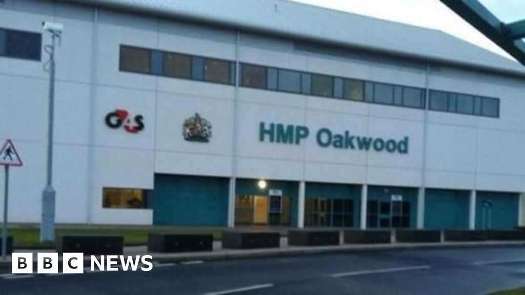 HMP Oakwood sees 'undeniable' increase in violence - BBC News