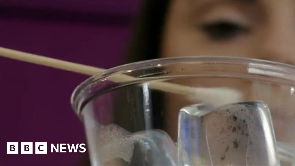 Finger lickin' bad: Faeces found on KFC ice in Birmingham - BBC News