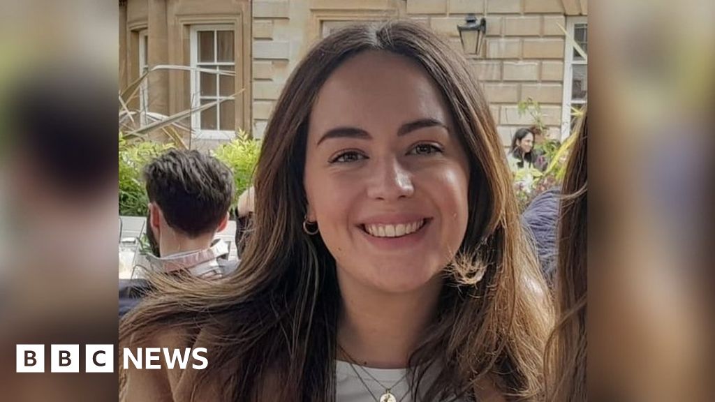 Bristol rents: Woman says finding a home 'almost impossible' - BBC News