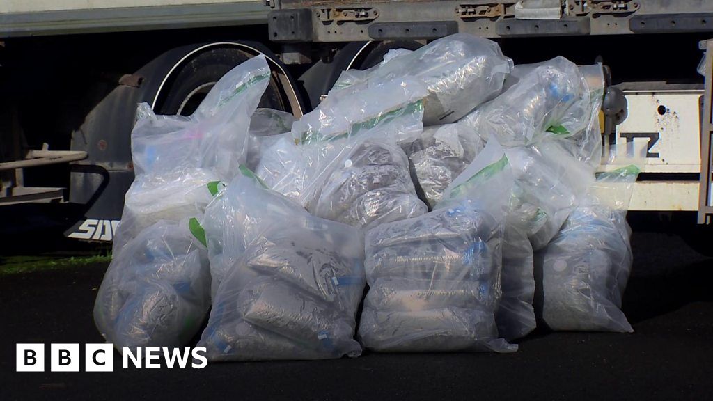 Belfast Harbour: 'Hitting the pockets of organised crime gangs' - BBC News