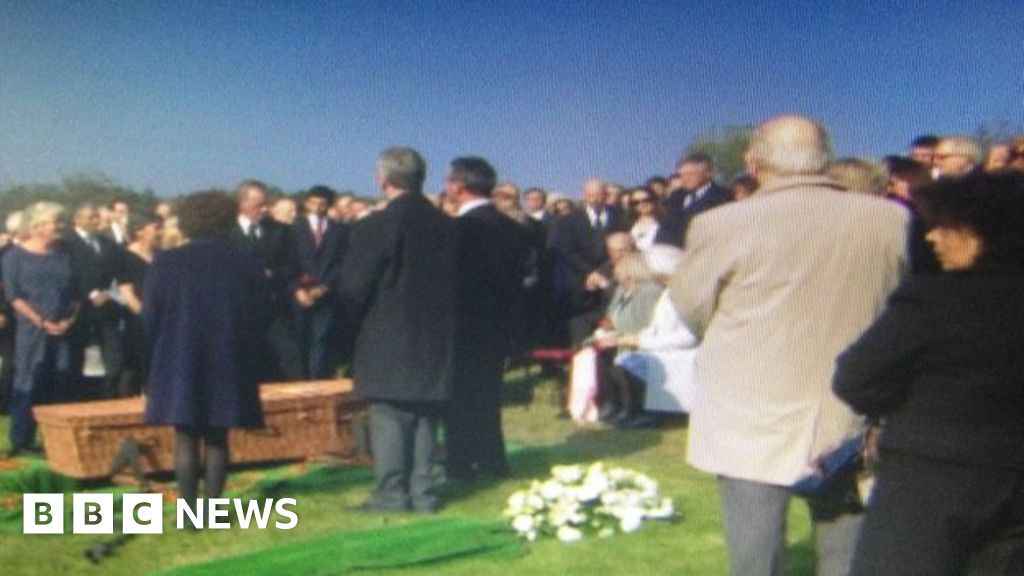 Brian Friel: Irish playwright's funeral takes place in County Donegal ...