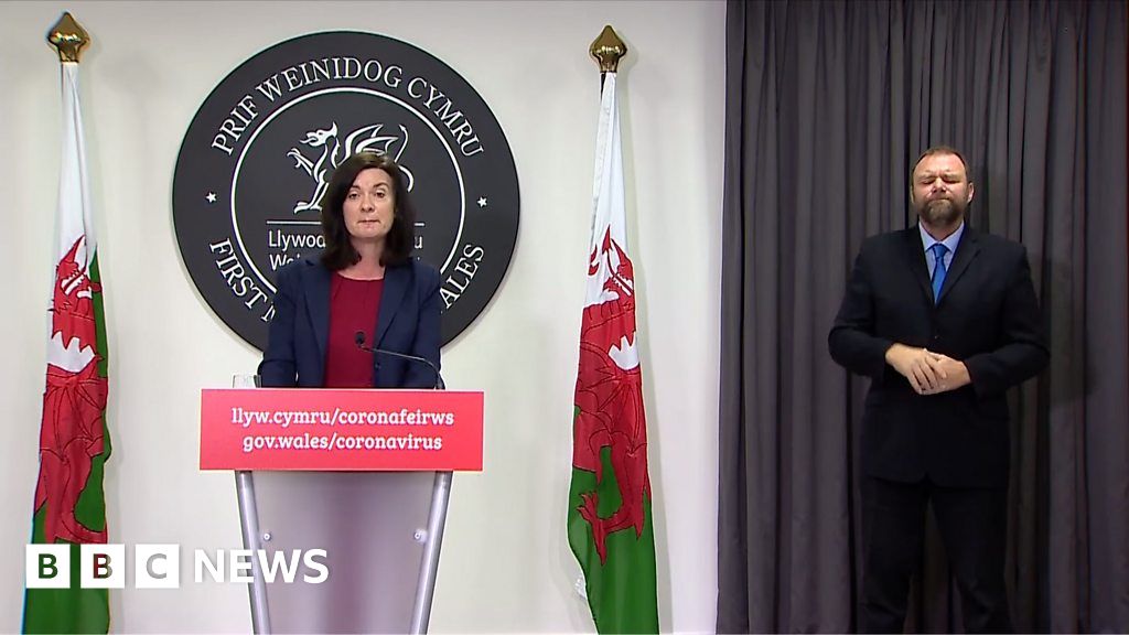 Covid: 'Pandemic need not become mental health crisis'