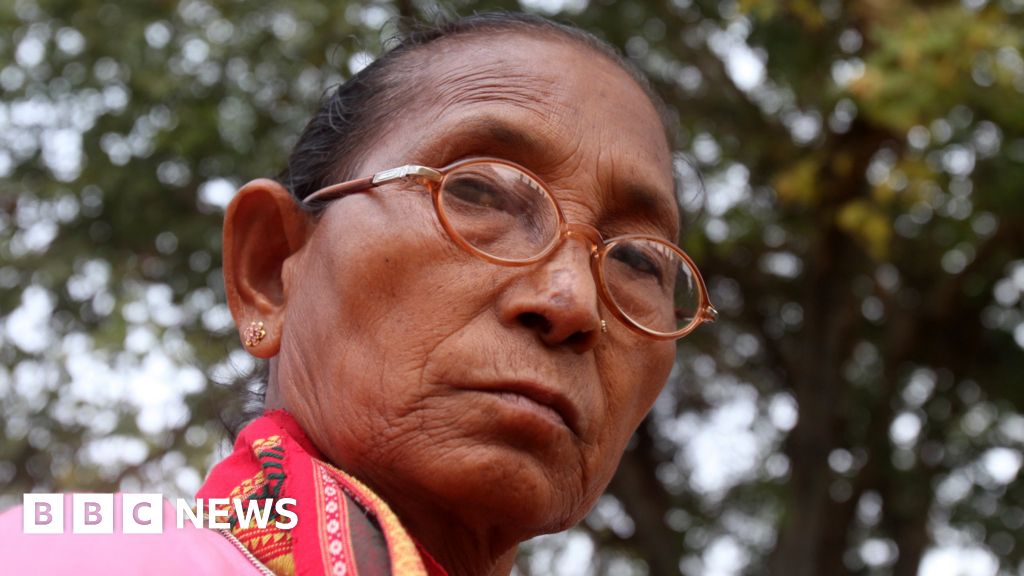 The Indian woman who hunts the witch hunters - BBC News