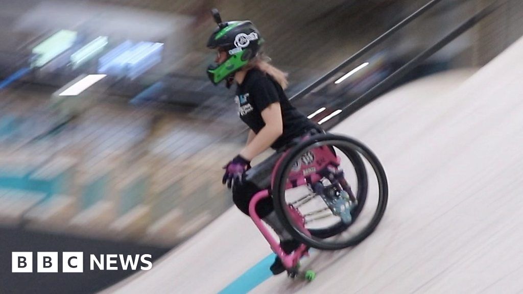 Paralympics: Calls for wheelchair motocross to be in Games - BBC News