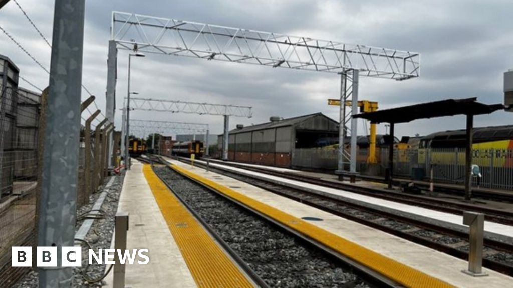 East Midlands Railway completes £2.56m train depot work - BBC News