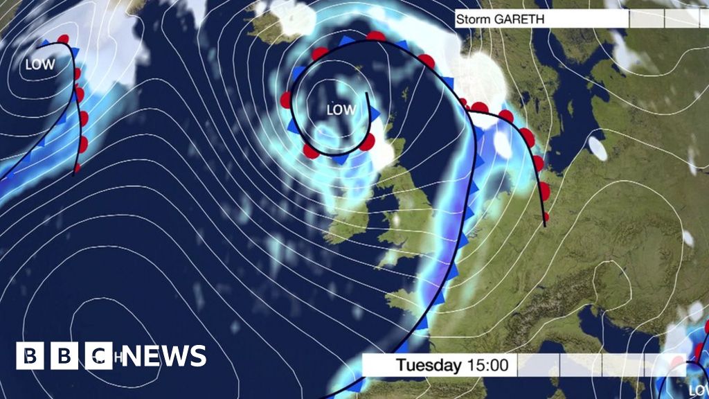 Storm Gareth: Heavy rain hits ahead of strong winds 'up to 80mph' - BBC ...