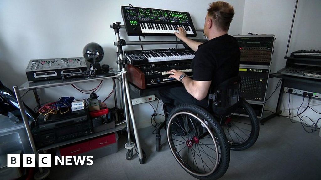 Disabled people accuse music venues of 'discrimination' - BBC News