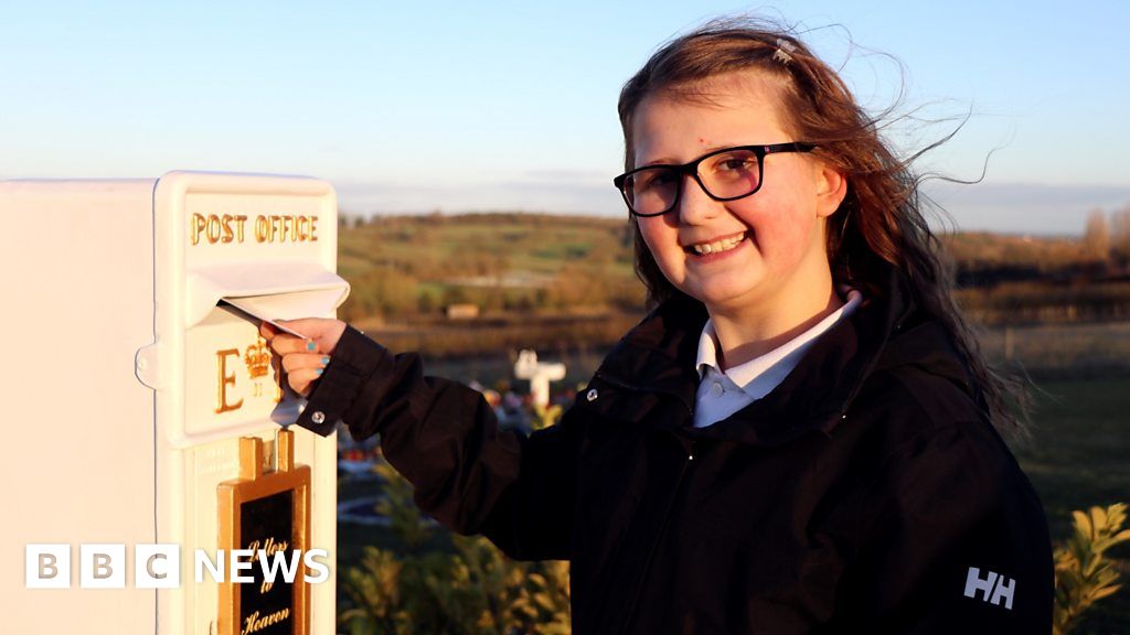 Girl, nine, inspires 'letters to heaven' postbox - BBC News