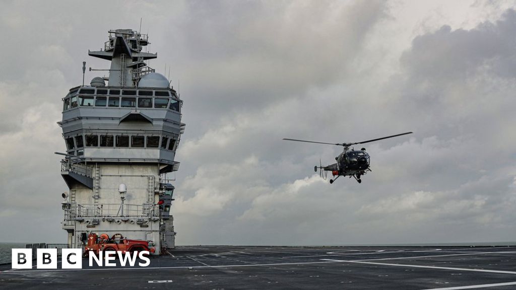 New UK-France military force tested off Scotland