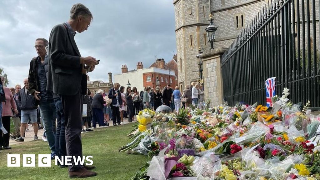 Queen Elizabeth II: 'Largest ever operation' to police Windsor Castle