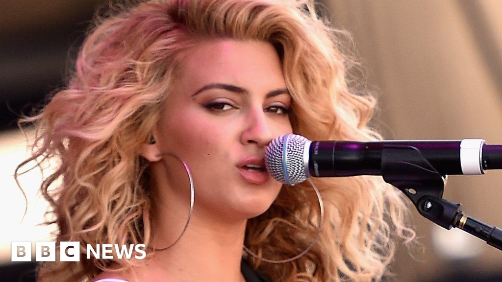 Tori Kelly: YouTube pop star comes of age - BBC News