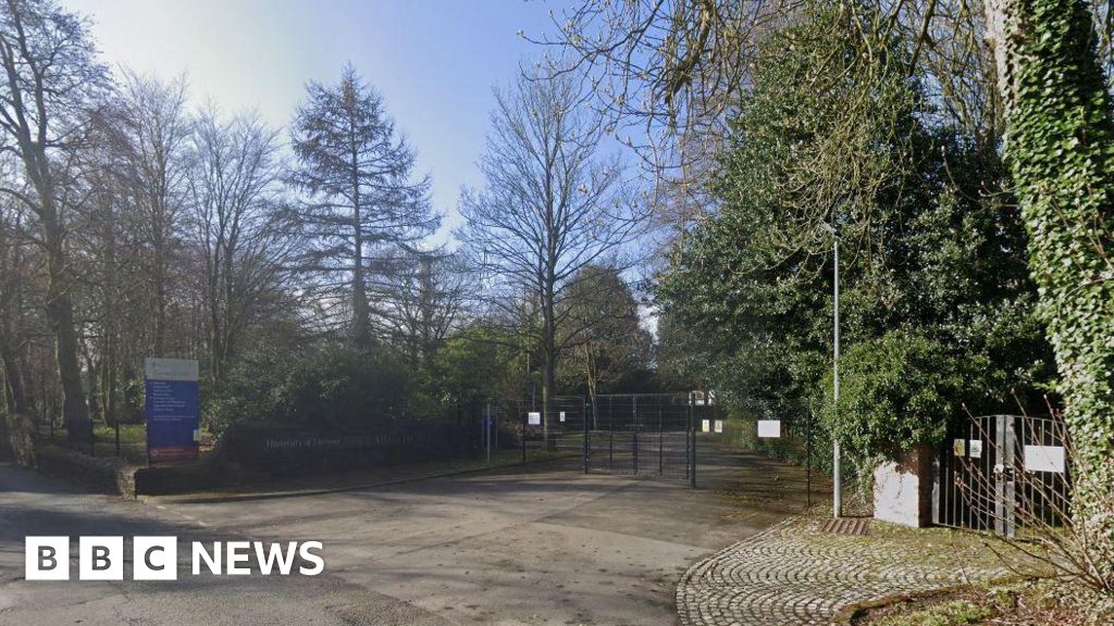University of Liverpool hall could be demolished for housing - BBC News