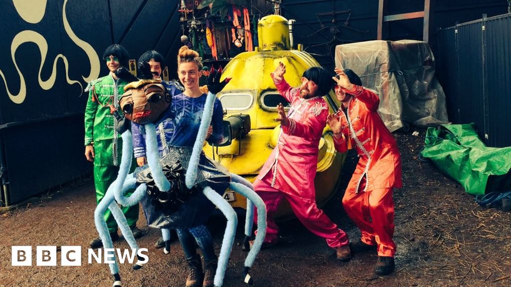 Belladrum Tartan Heart Festival in full swing - BBC News