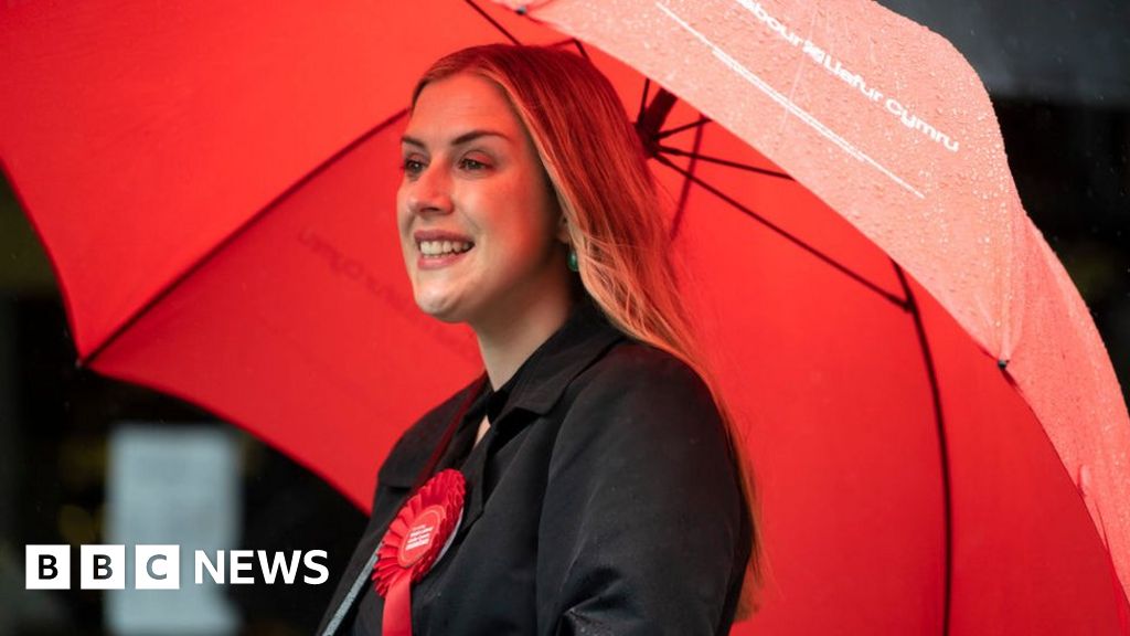 Anorexia: Welsh politician Sarah Murphy recalls teen struggle