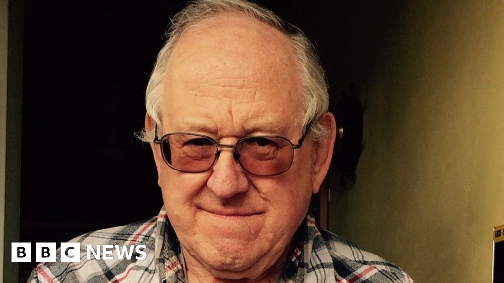 Jaime Cheesman: Father's hopes for missing daughter - BBC News