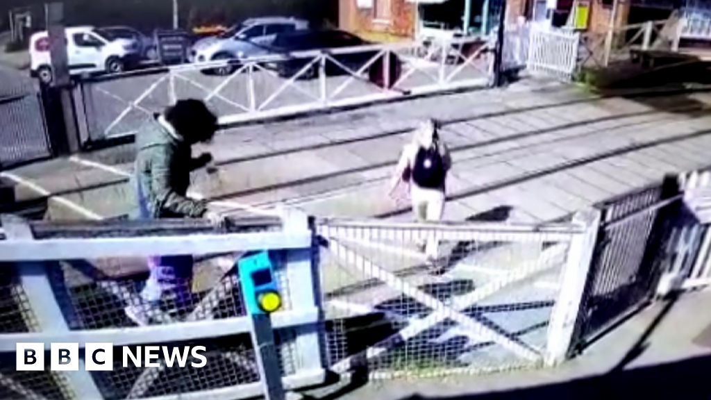 Elsenham rail death mum slams pair who dodged crossing gates - BBC News