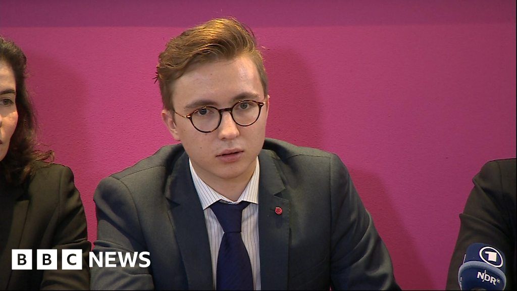 Litvinenko inquiry: It's been pretty difficult, says son - BBC News