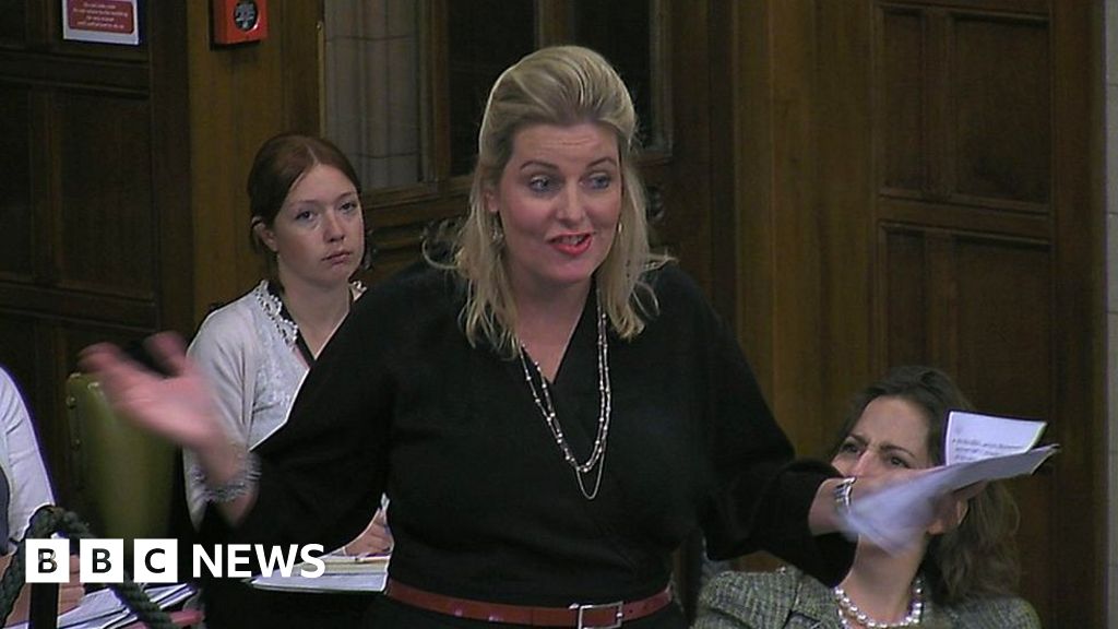 I ditched my 'political haircut', says female Tory MP - BBC News