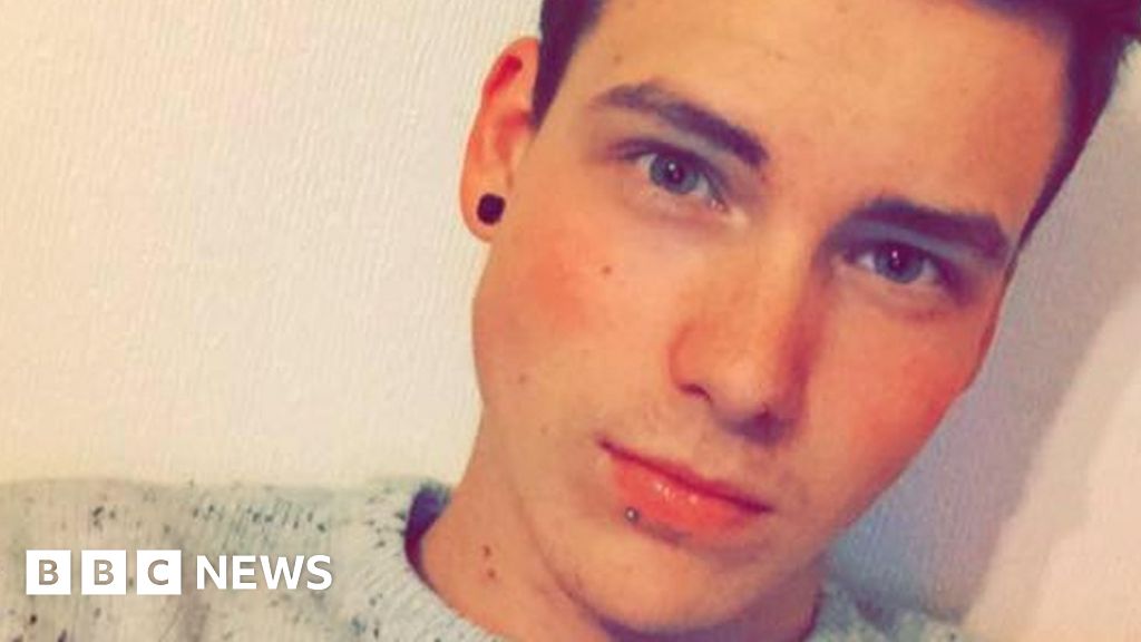 Double fatal Abergavenny crash probe continues - BBC News Double fatal Abergavenny crash probe continues - BBC News